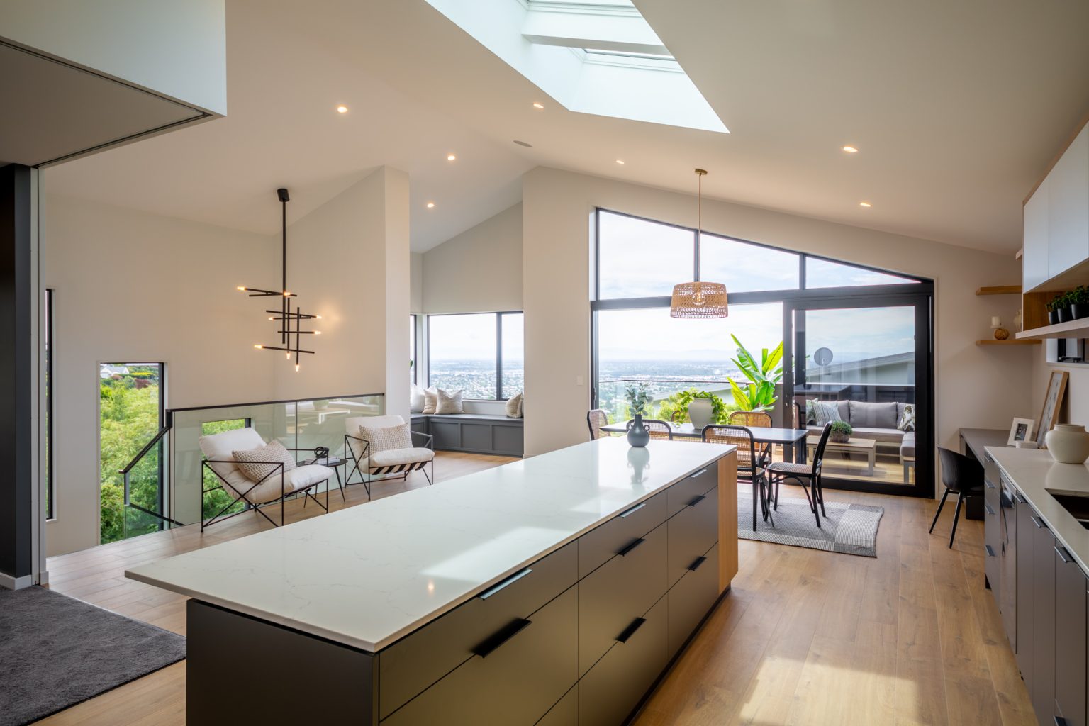 About Us - Radius Building